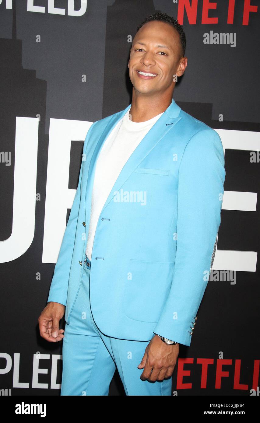 Uncoupled premiere on netflix hi-res stock photography and images - Alamy