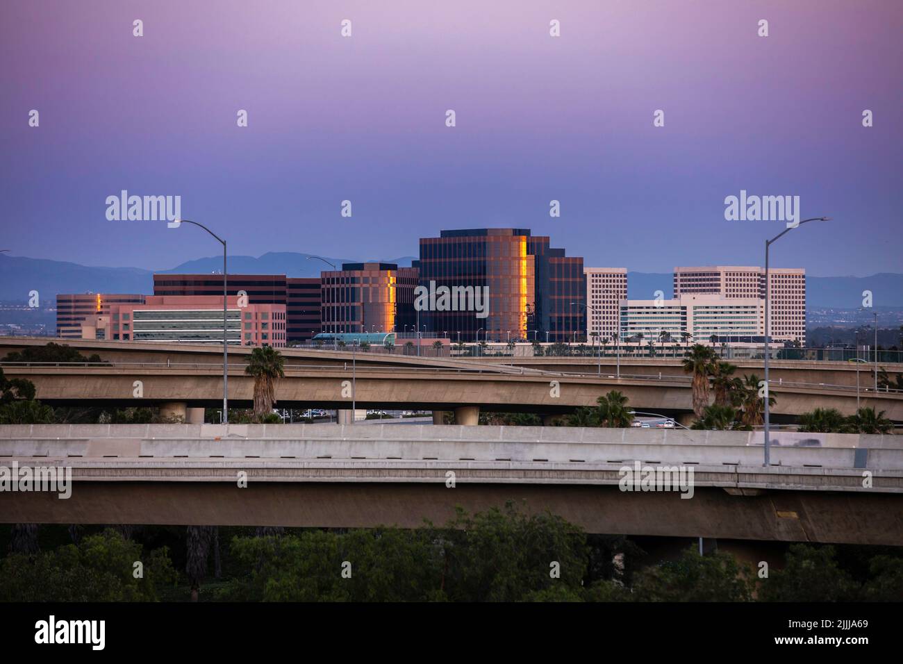 City of irvine skyline hi-res stock photography and images - Alamy