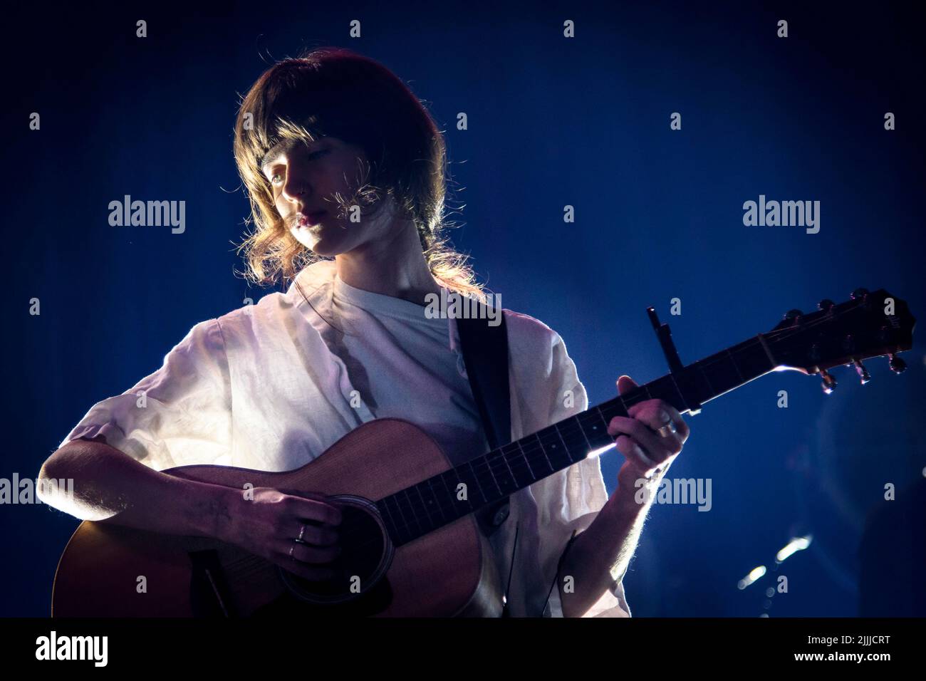 Clairo 2022 hi-res stock photography and images - Alamy