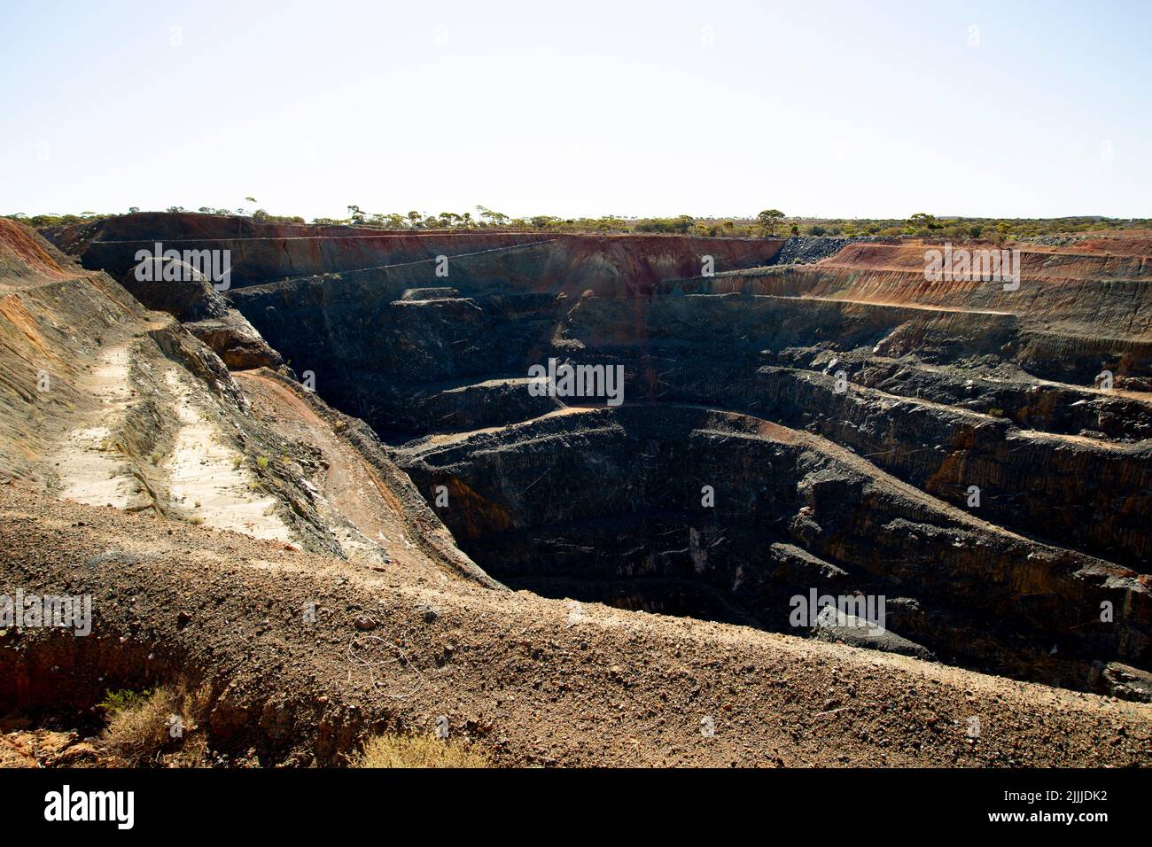 Historic Open Pit - Coolgardie - Australia Stock Photo - Alamy