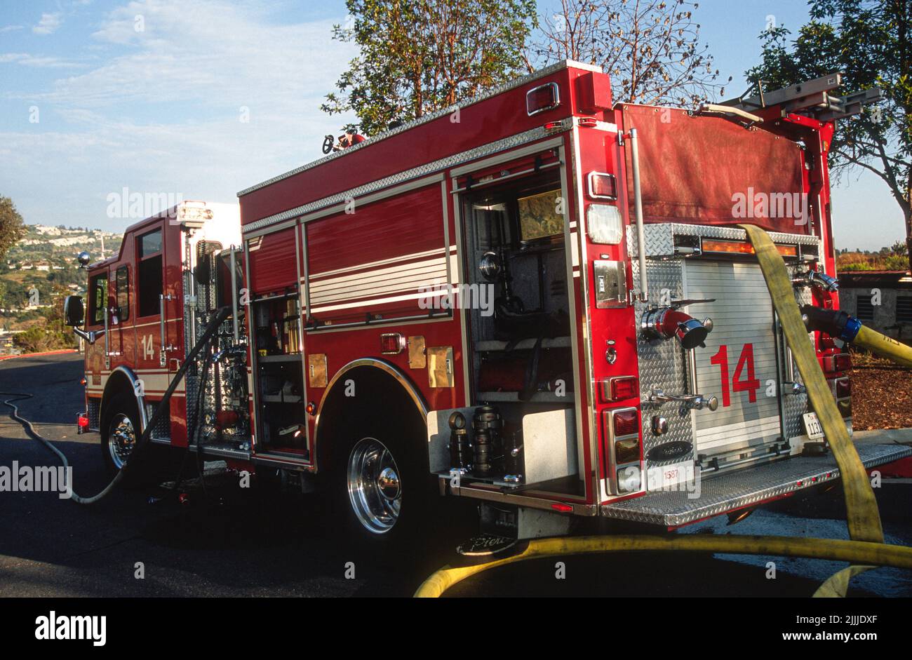 San Diego Fire Department Engine 14 on scene of a brush fire pumping ...