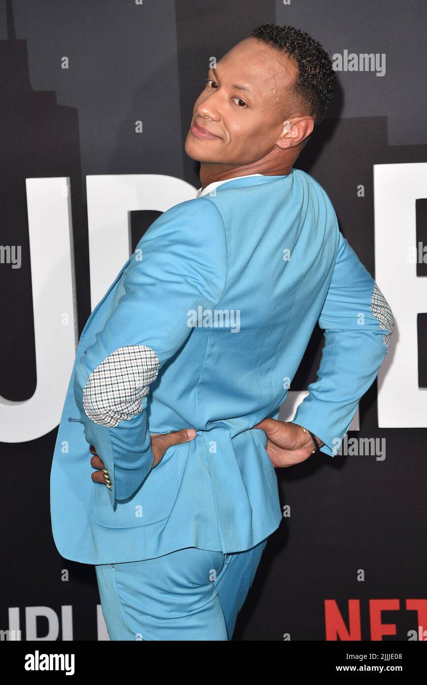 Uncoupled premiere on netflix hi-res stock photography and images - Alamy