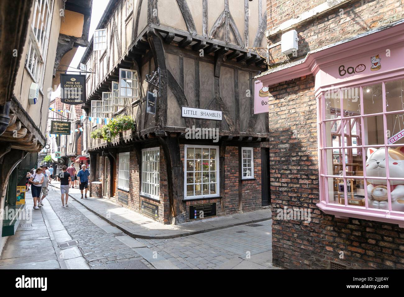 The Shambles and Little Shambles in the medieval city of York ...