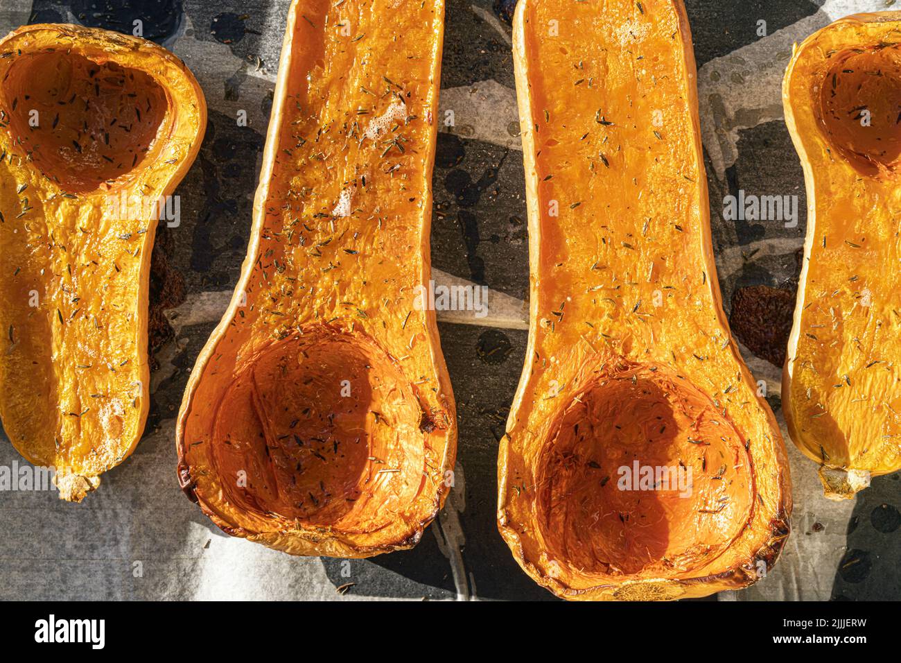 Overhead view sliced pumpkin hi-res stock photography and images - Alamy