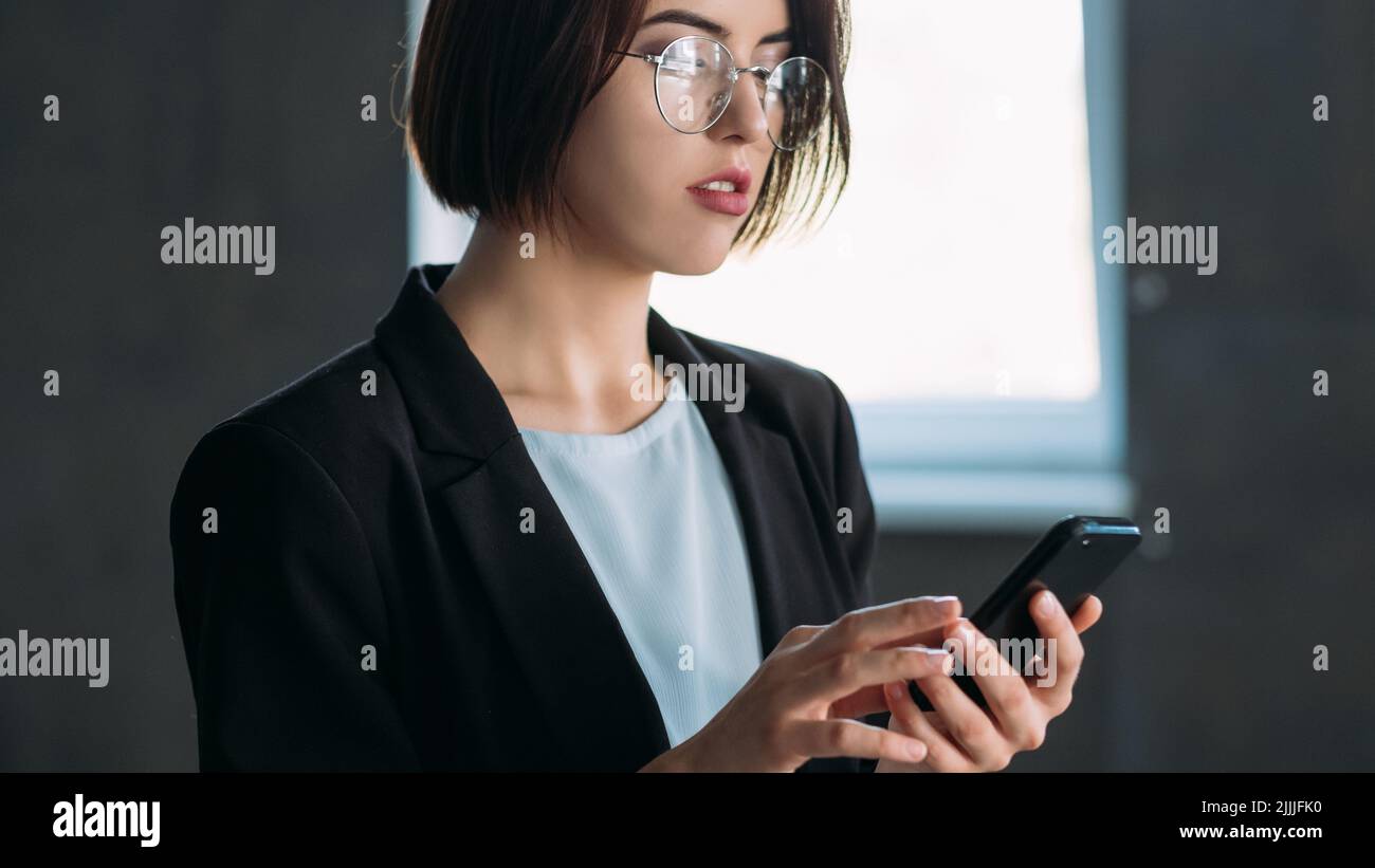 Digital media hi-res stock photography and images - Alamy