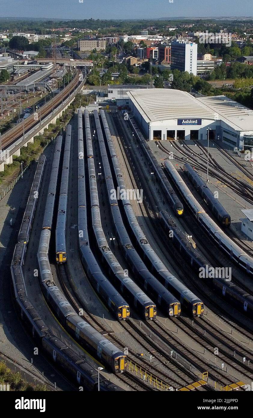 Southeastern railway strikes hi-res stock photography and images - Alamy
