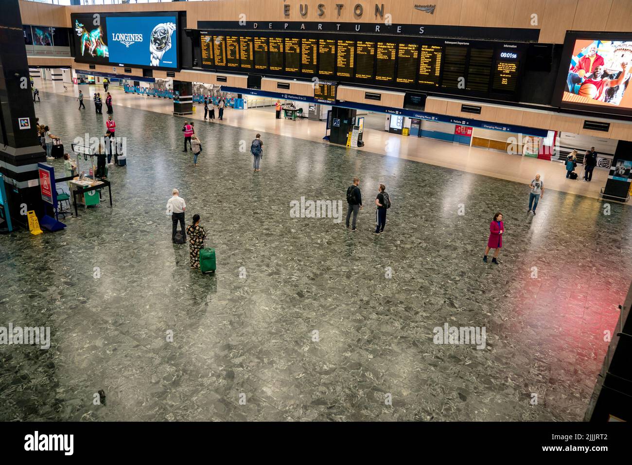 Empty rail concourse during strike hi-res stock photography and images ...