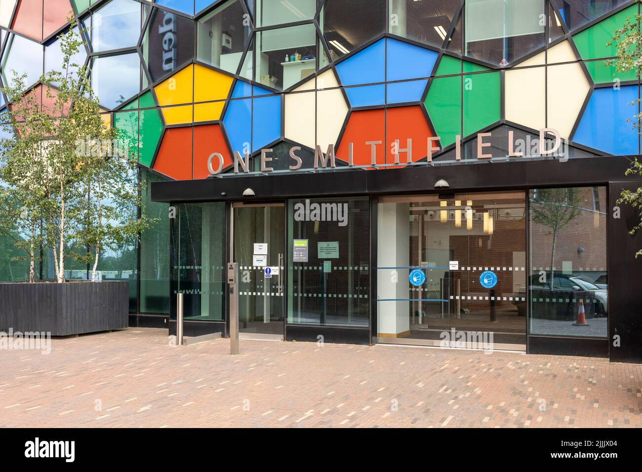 Emergency response entrance hi-res stock photography and images - Alamy