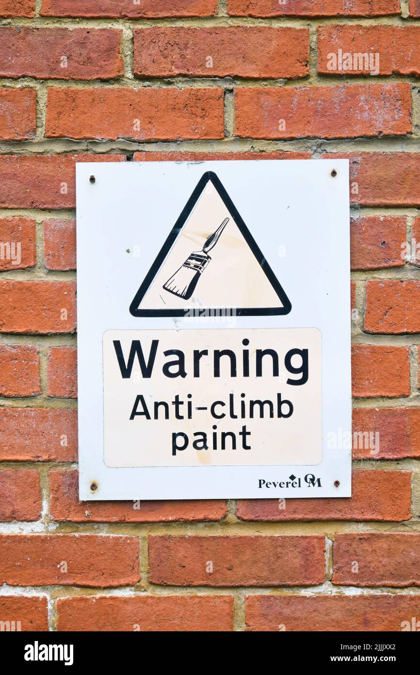 Anti climb paint warning sign hi-res stock photography and images - Alamy