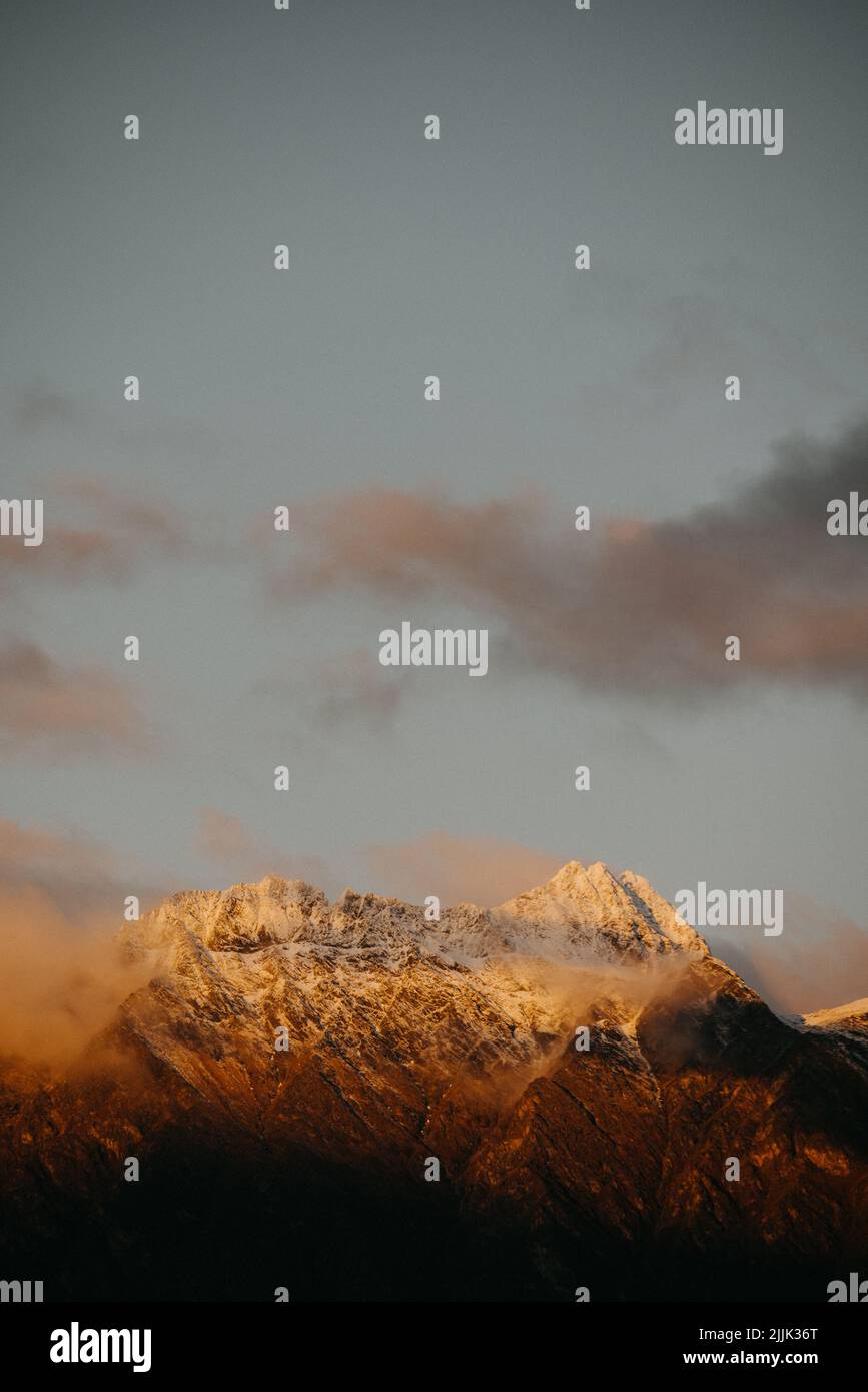 Remarkable mountain range queenstown hi-res stock photography and ...