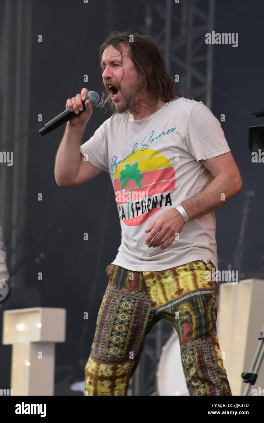 Terrorvision victorious festival hi-res stock photography and images ...