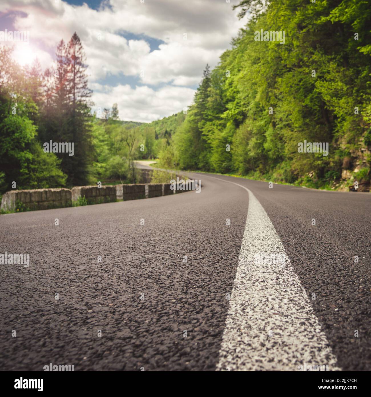 Empty rural nature hi-res stock photography and images - Alamy