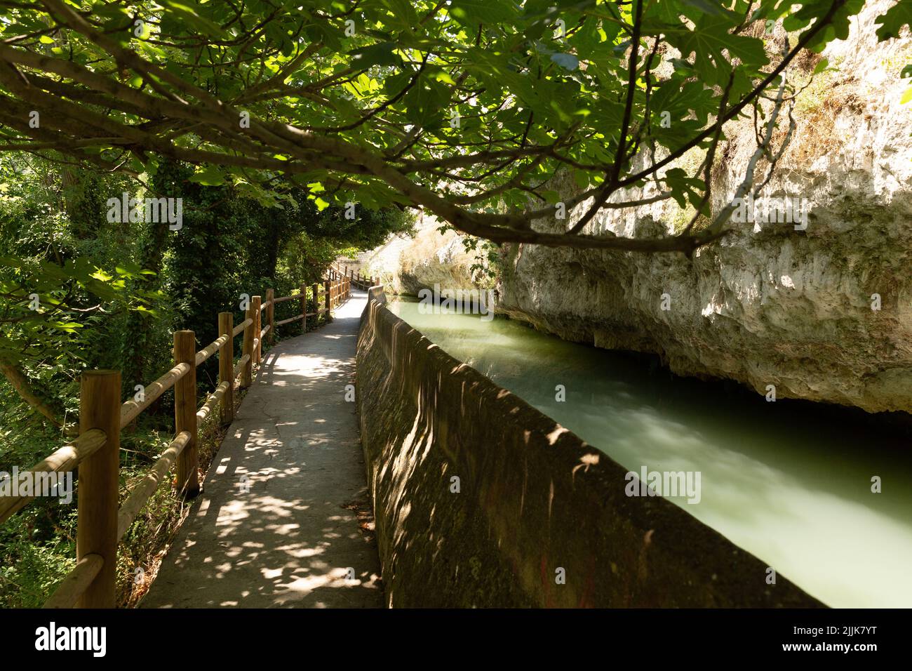 Pedestrian pathway hi-res stock photography and images - Alamy