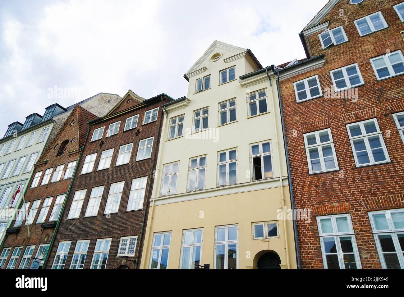 Interesting buildings hi-res stock photography and images - Alamy