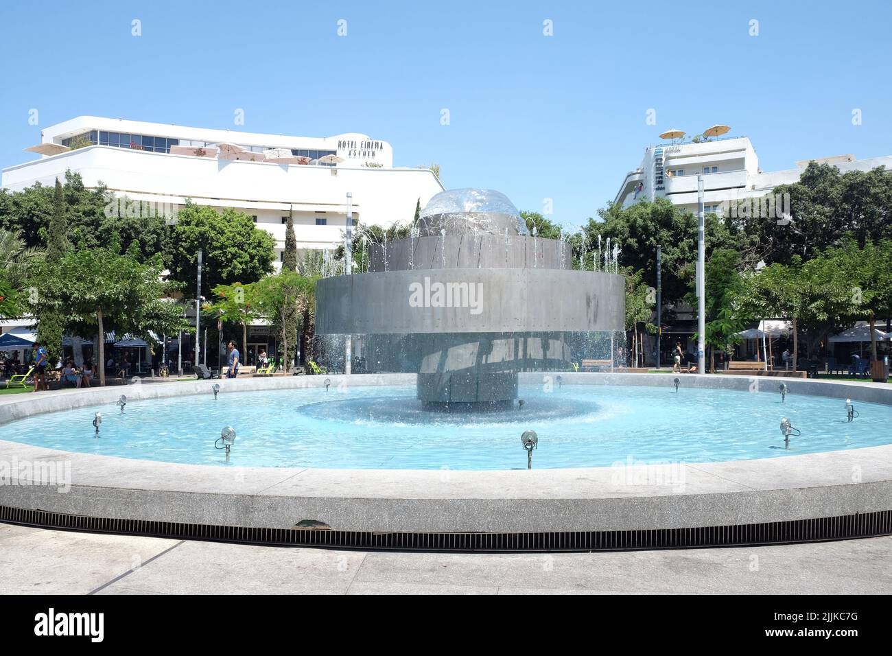 Dizengoff square hi-res stock photography and images - Alamy