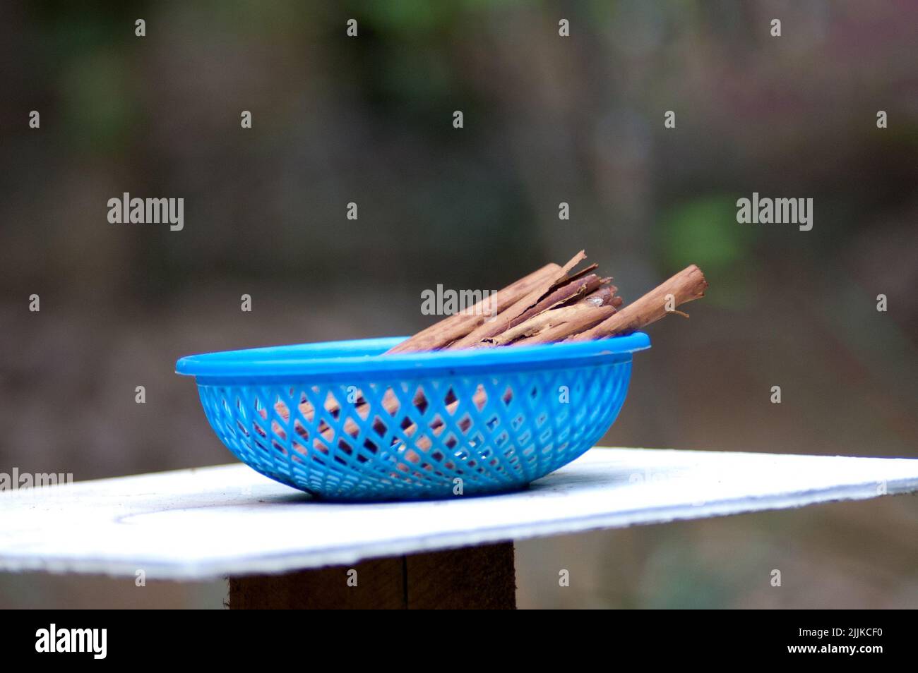 Cinnamons fragrance hi-res stock photography and images - Alamy
