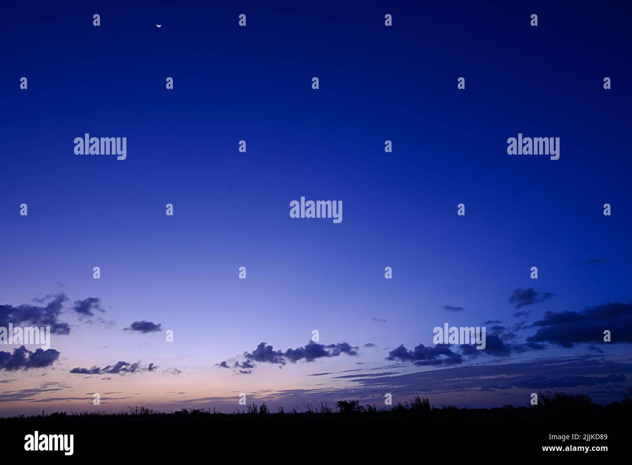 Dusk in miami hi-res stock photography and images - Alamy