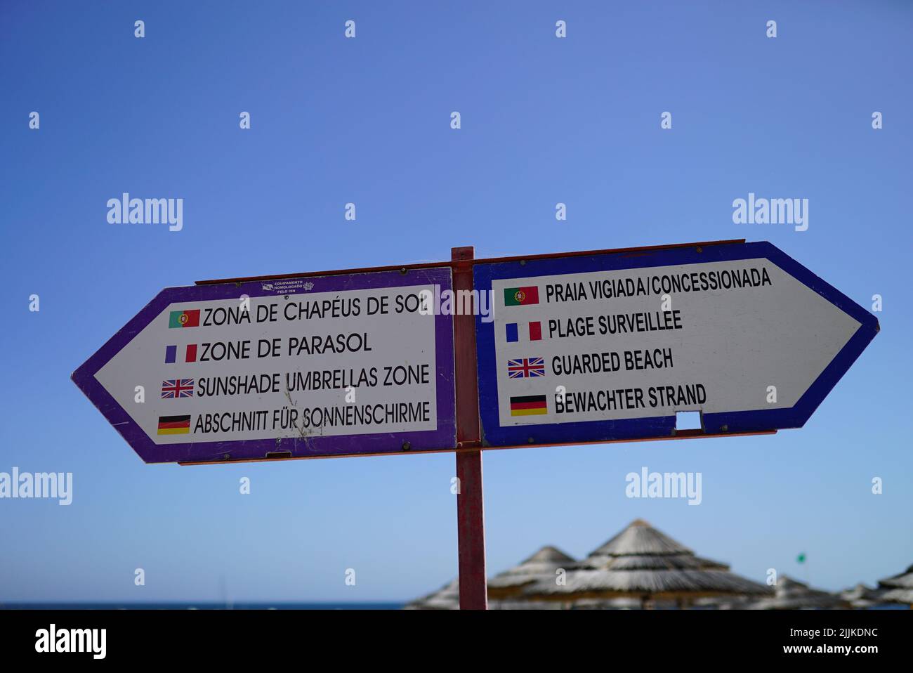 In 4 languages hi-res stock photography and images - Alamy