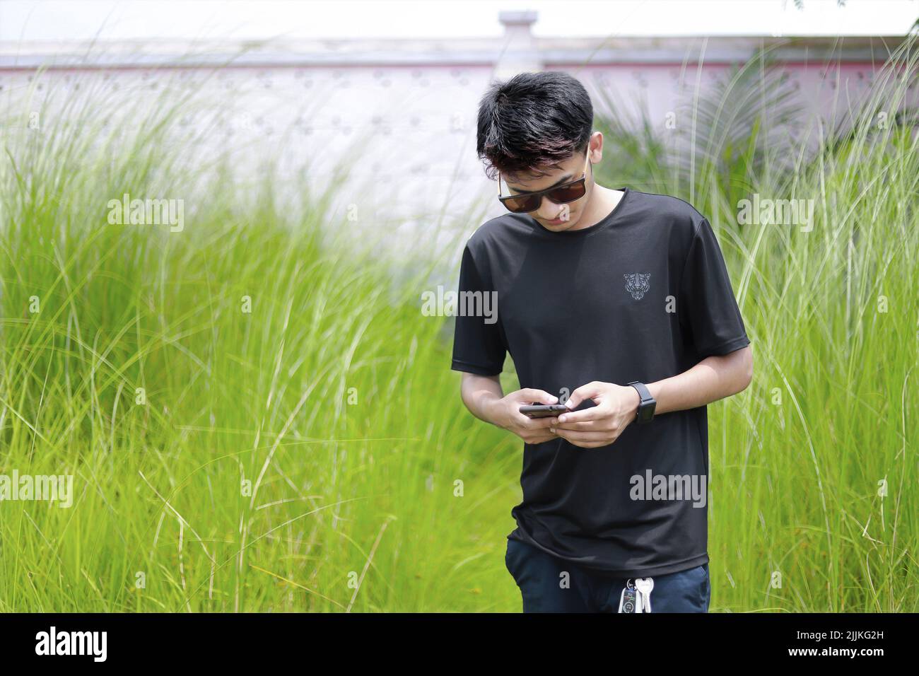 Free Beautiful Handsome Boy Pictures Download | Smart Boy Attitude ...