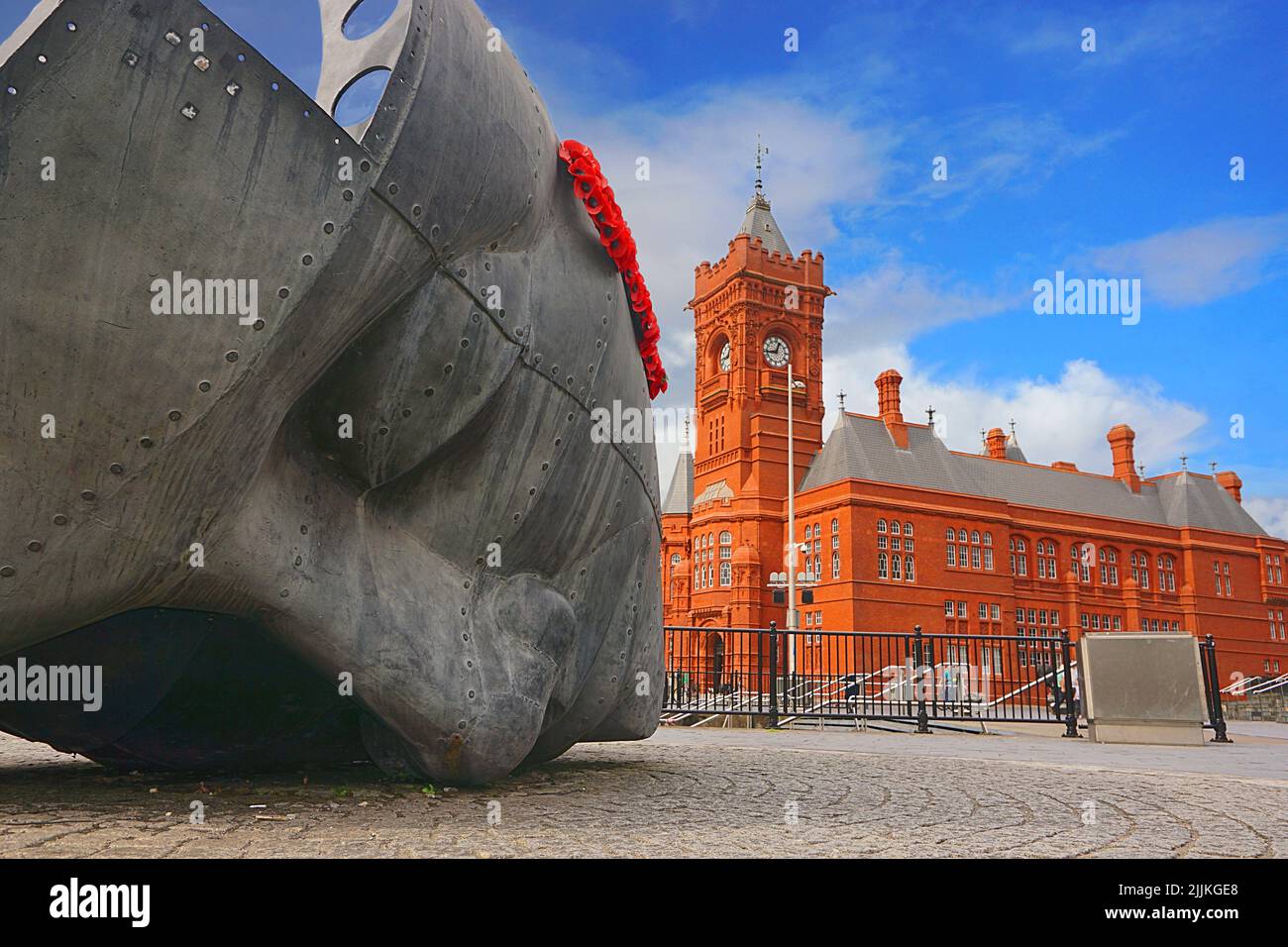 Art face in Cardiff Bay Stock Photo - Alamy