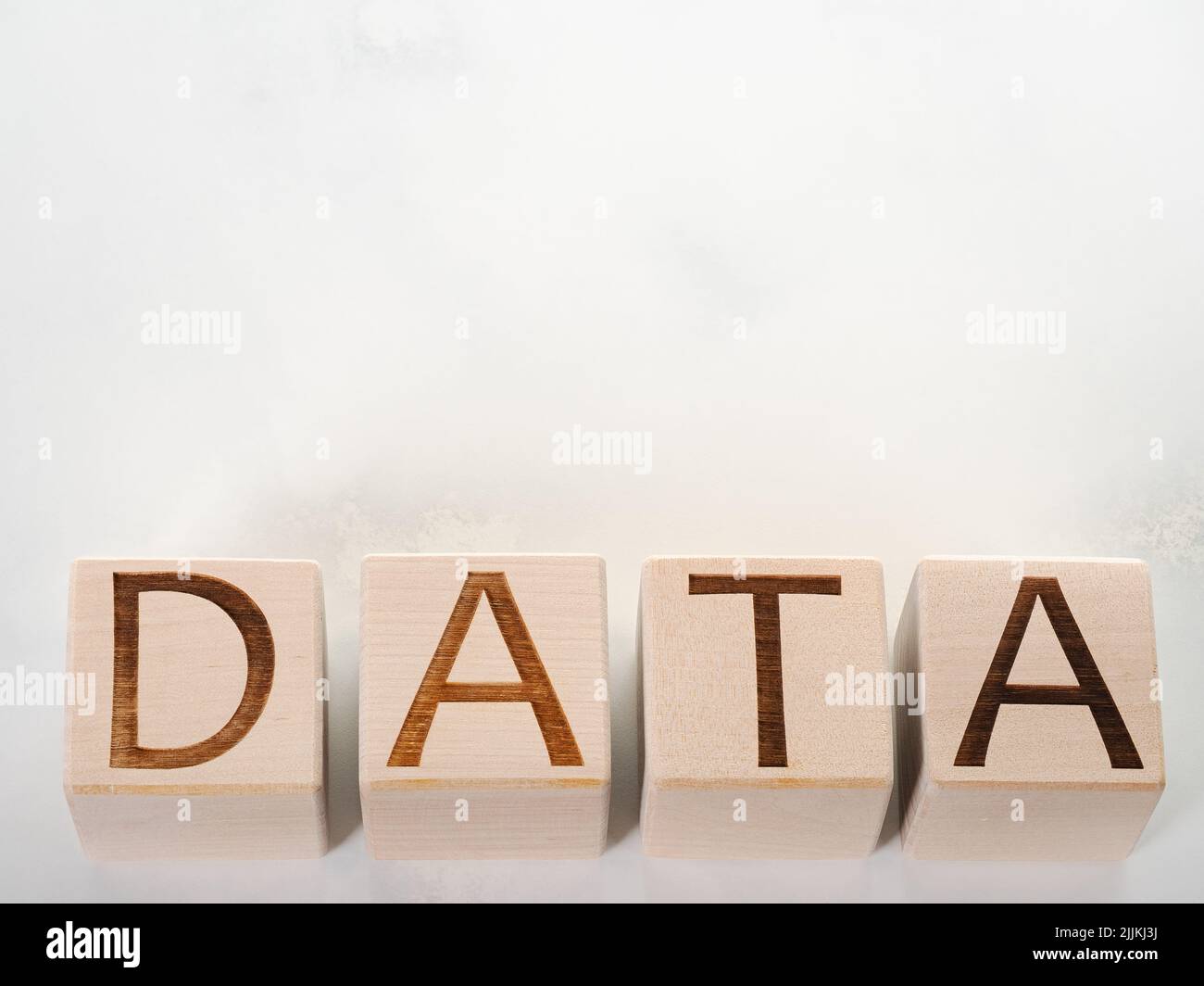 Online block hi-res stock photography and images - Alamy