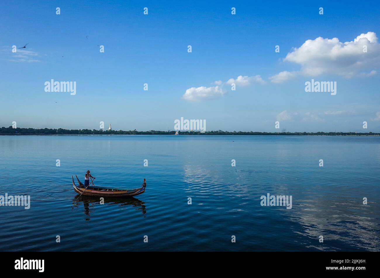 photo of boat in Myanmar travel lake Stock Photo - Alamy