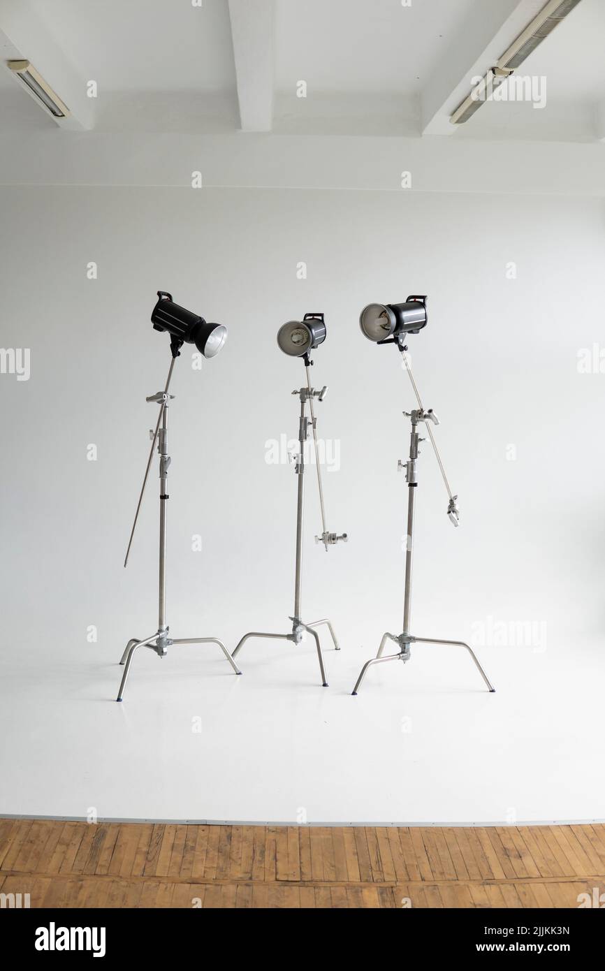 White cyclorama shoot hi-res stock photography and images - Alamy