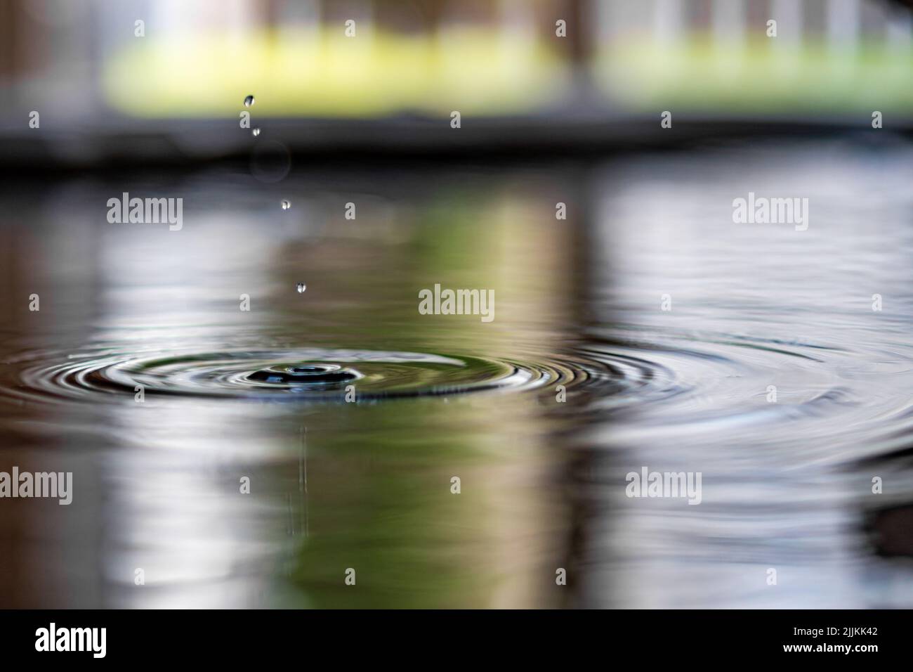 Close up shot water splashing hi-res stock photography and images - Alamy