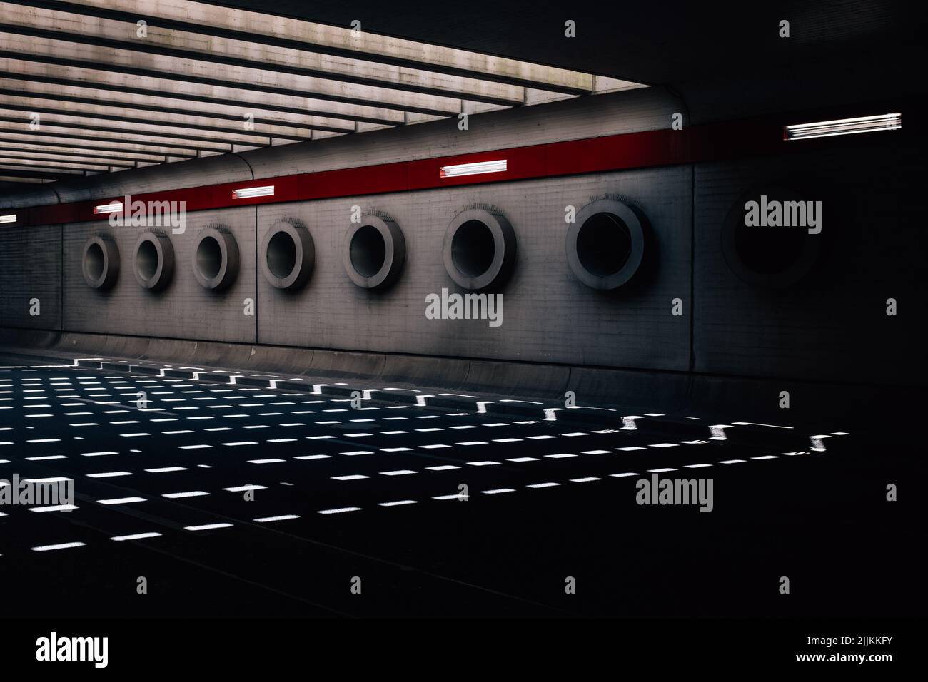Holes in beams hi-res stock photography and images - Alamy