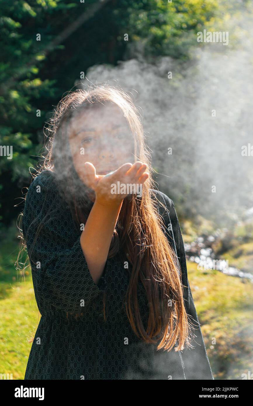 Blowing powder hi-res stock photography and images - Alamy