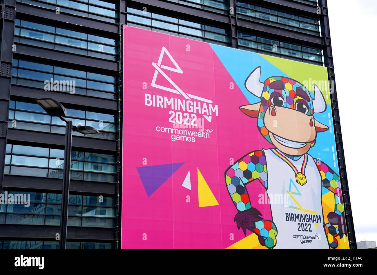 Perry mascot hi-res stock photography and images - Alamy