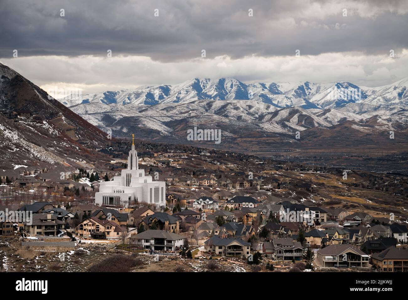 The LDS temple with golden Angel Moroni statue at the top in Drape, USA ...