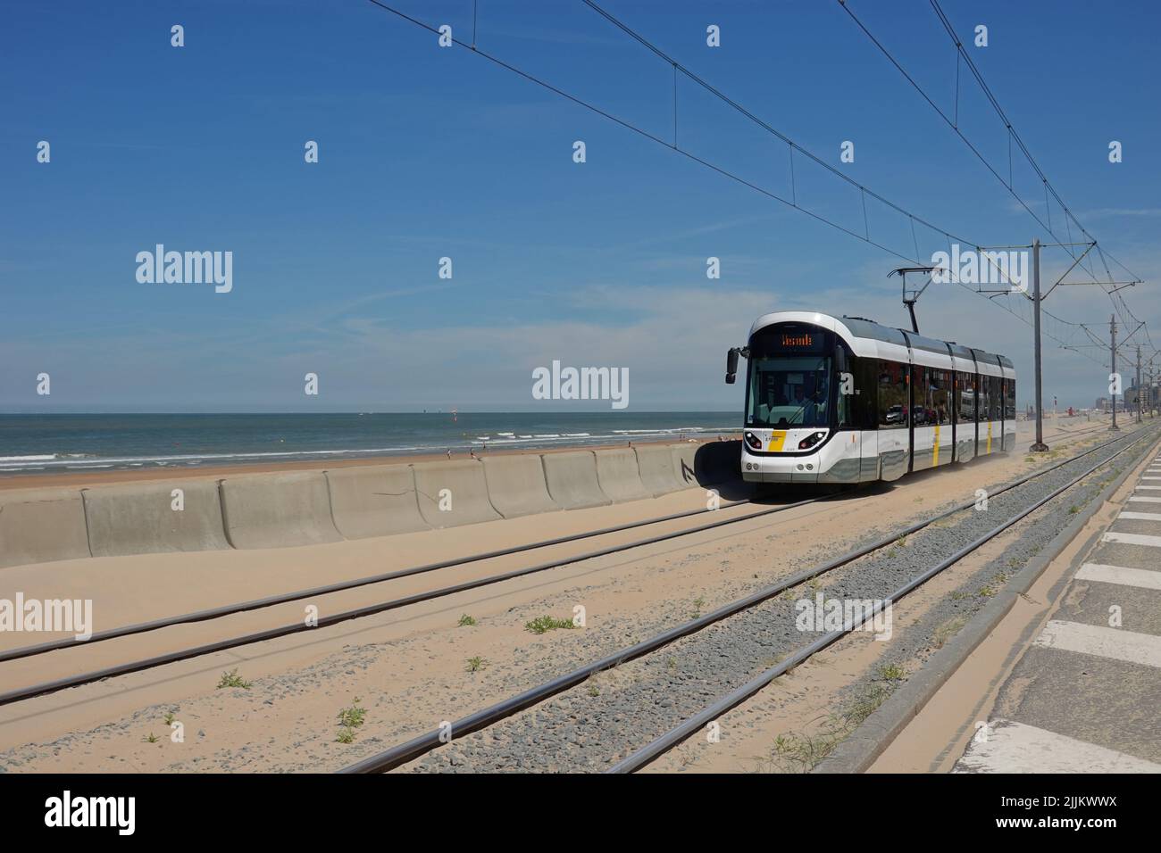 Belgien, Kusttram Knokke-De Panne, Raversijde Stock Photo - Alamy