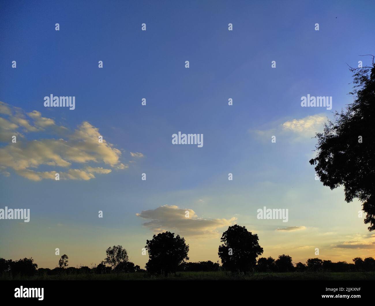 A Beautiful Short Of Sunset Photos Background Stock Photo - Alamy