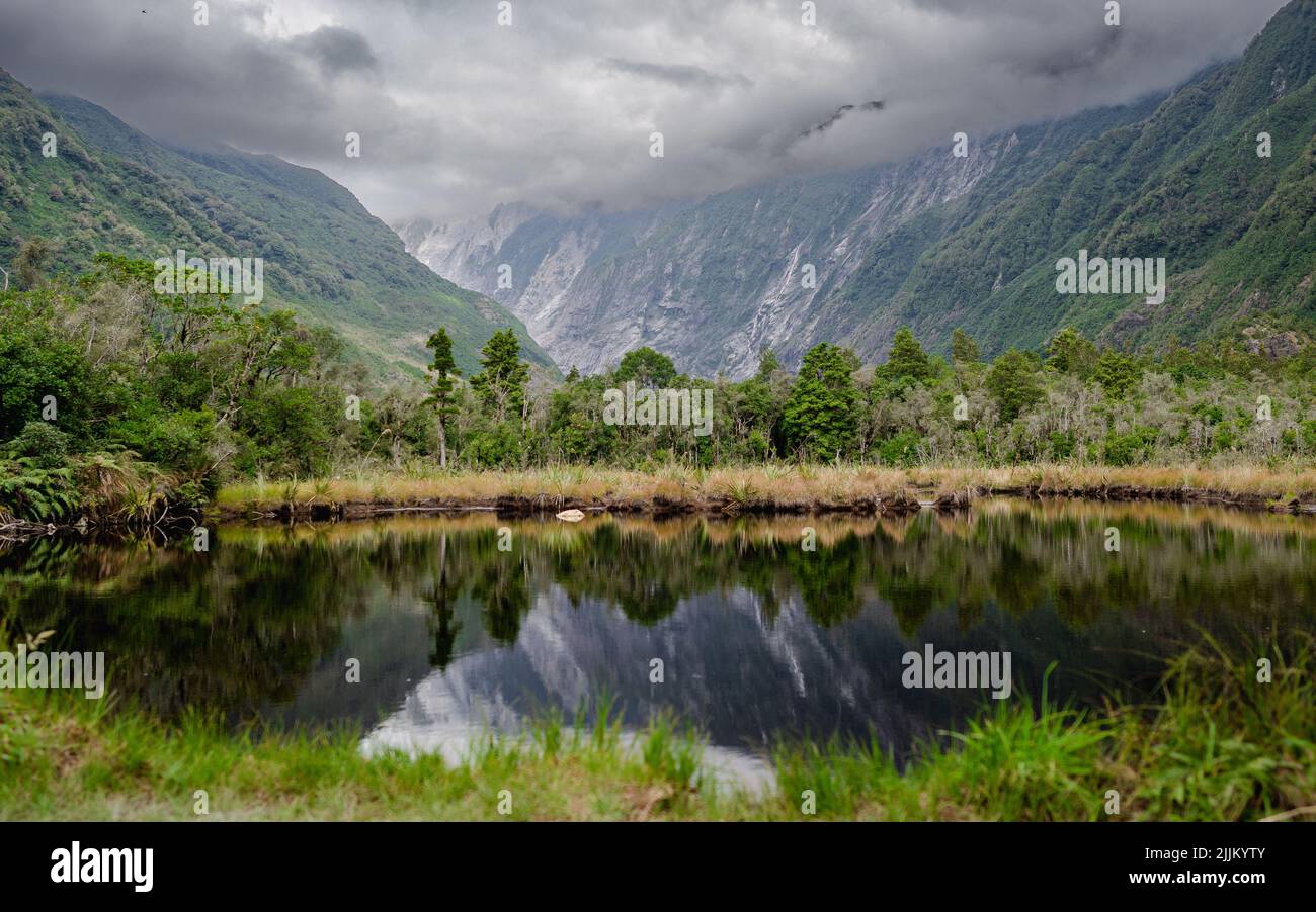 A beautiful view of Peters Pool Walk, Franz Josef Glacier - The Tears ...