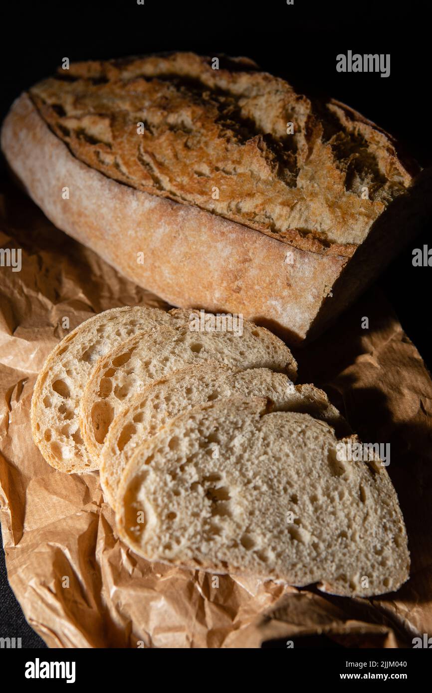 A pile of bread hi-res stock photography and images - Alamy