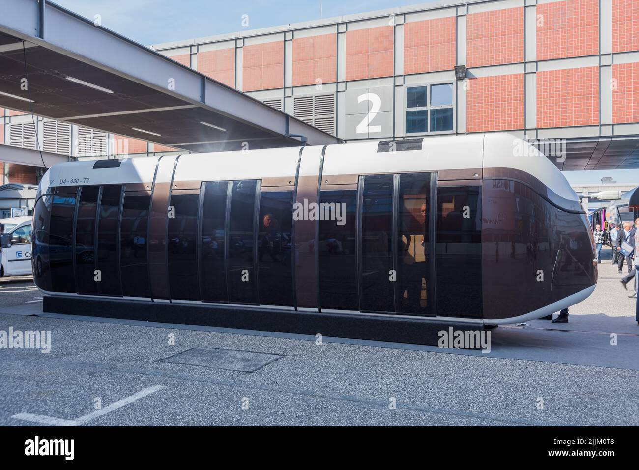 Berlin, Innotrans, SkyWay Seilbahnkonzept Stock Photo - Alamy