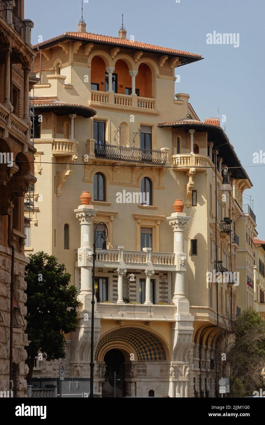 Coppede area hi-res stock photography and images - Alamy