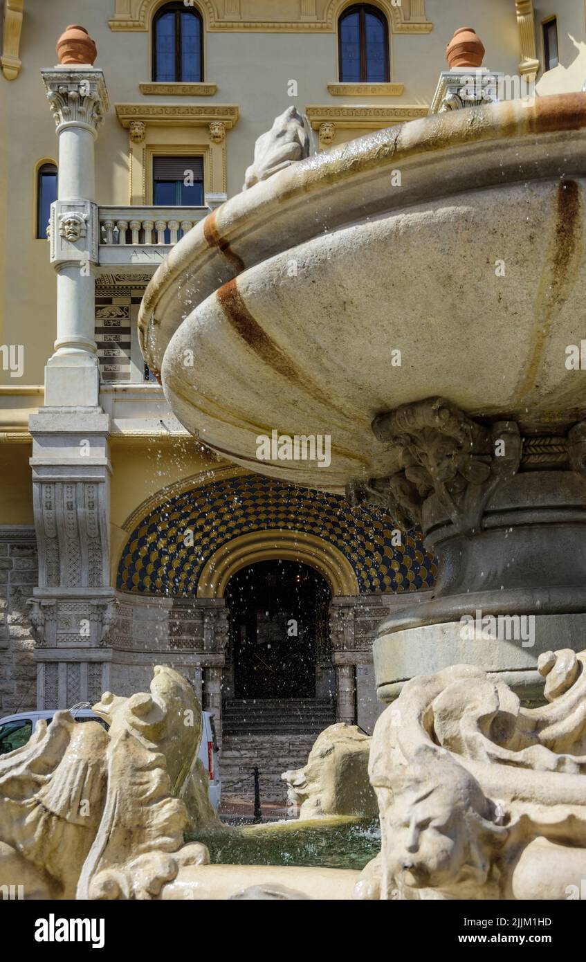 Rom, Quartiere Coppede, Piazza Mincio // Rome, Quartiere Coppede ...