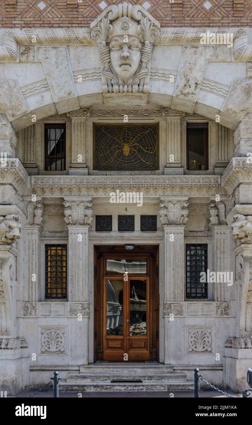 Rom palast hi-res stock photography and images - Alamy