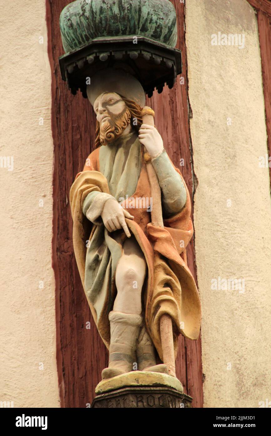Old wall sculpture hi-res stock photography and images - Alamy