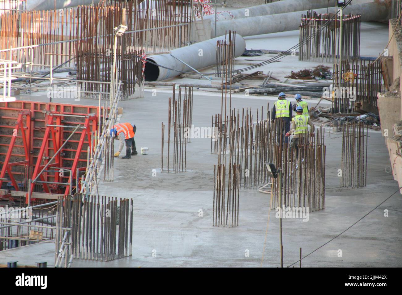 Urban london construction hi-res stock photography and images - Alamy