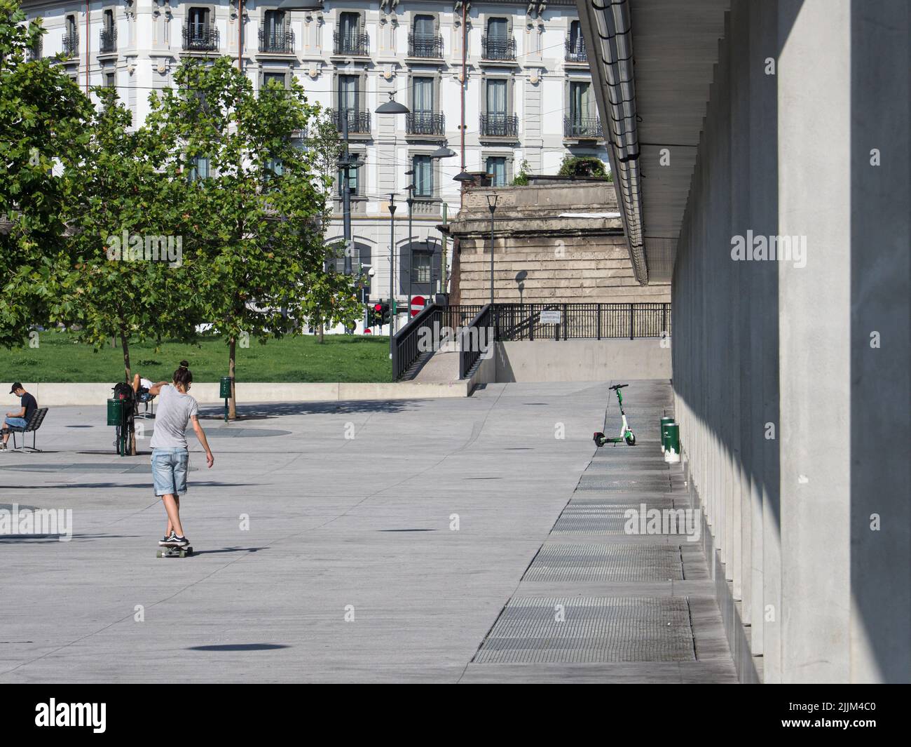 Summer noon sky hi-res stock photography and images - Alamy