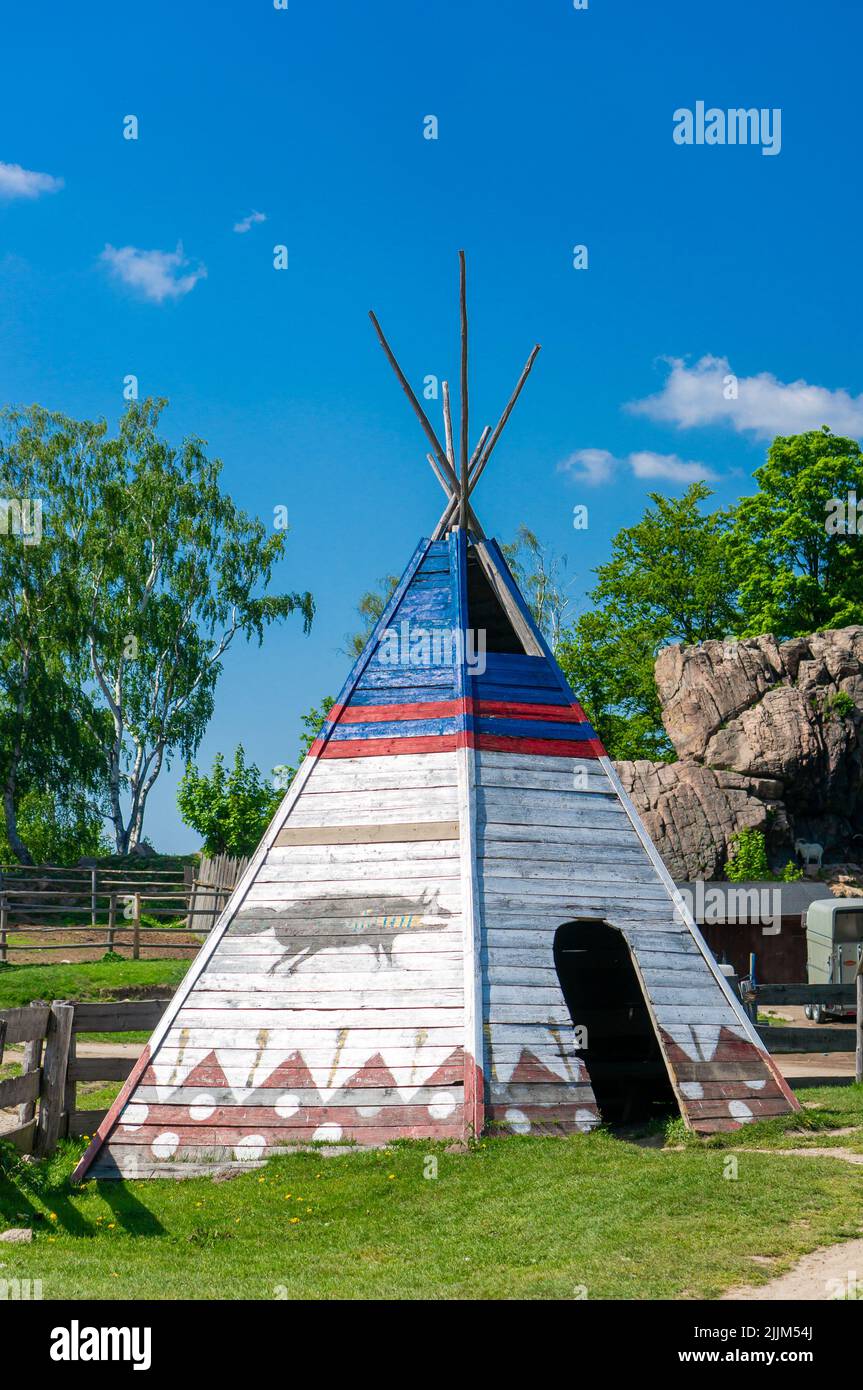 Indian tent hi-res stock photography and images - Alamy