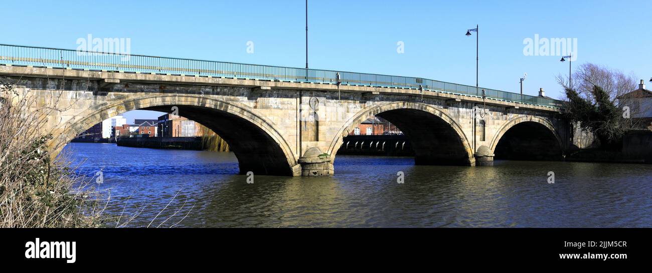 The Trent bridge over the river Trent, Gainsborough town, Lincolnshire ...