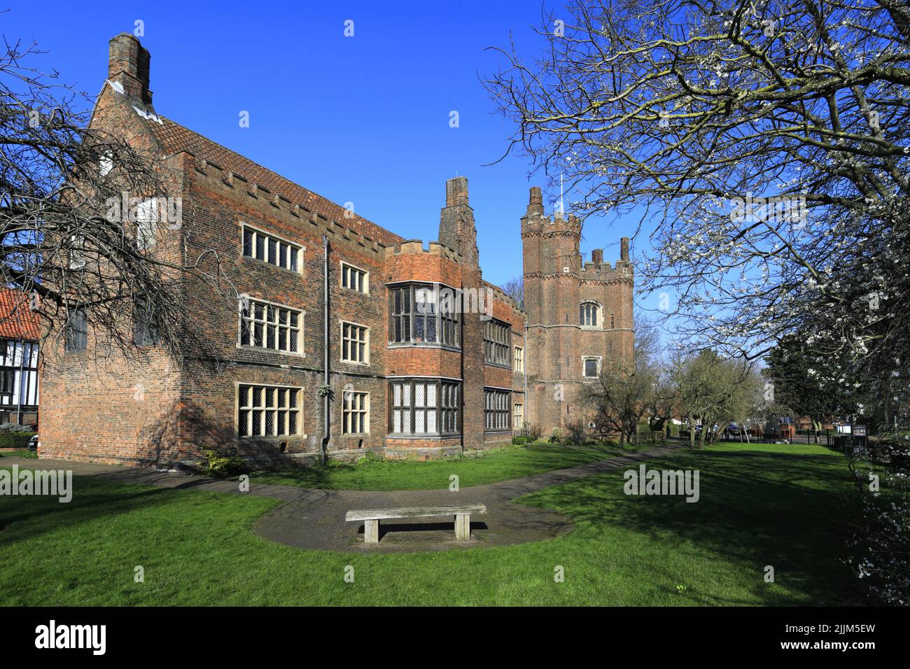 Gainsborough Old Hall, a medieval manor house in Gainsborough town ... Gainsborough Old Hall, a medieval manor house in Gainsborough town ...