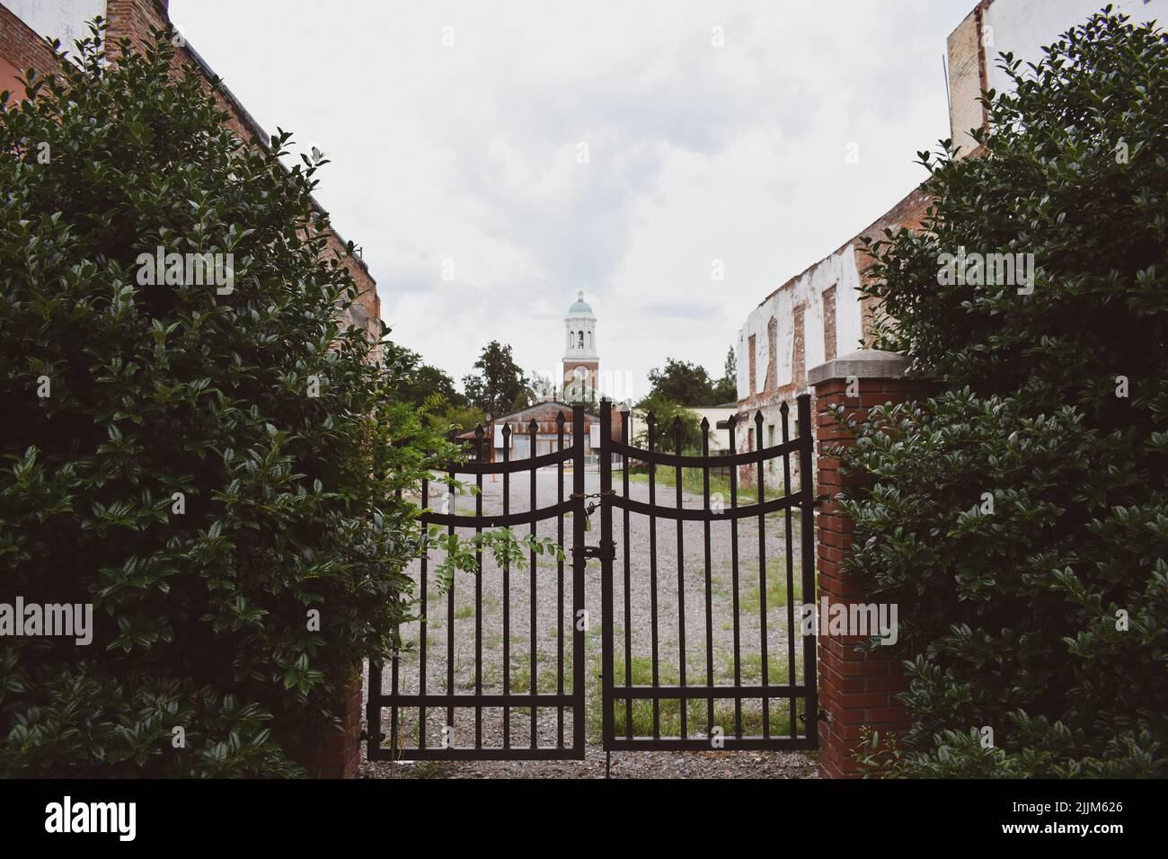 Lockedgate hi-res stock photography and images - Alamy