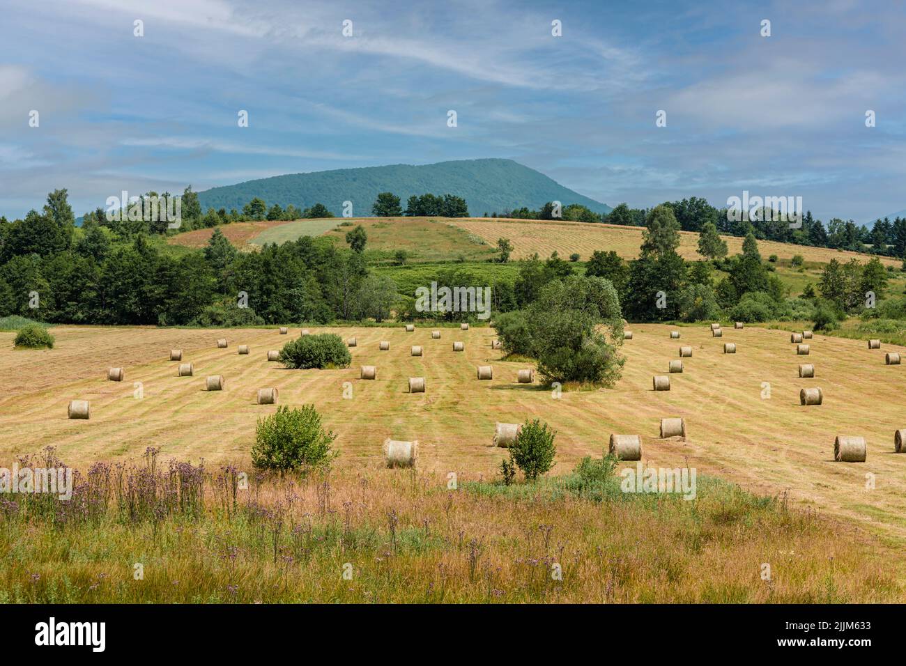Landscape haystacks in mountain hi-res stock photography and images - Alamy