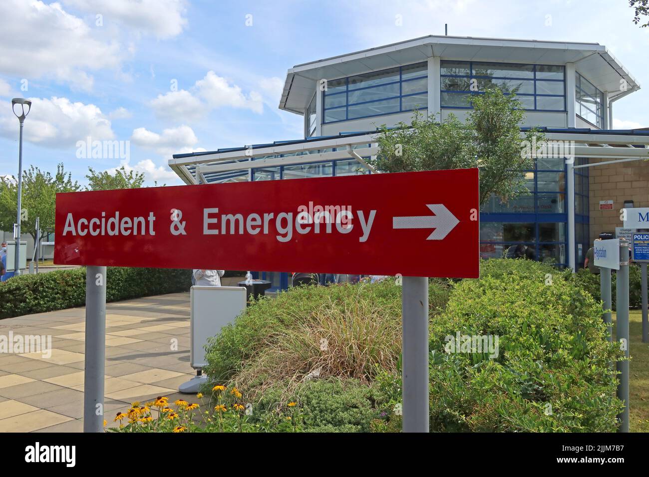 Hospital warrington nhs hi-res stock photography and images - Alamy