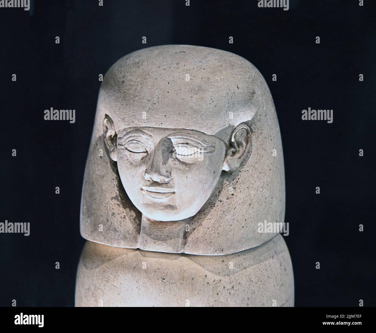 Mummified head. Ancient Egyptian. The Burrell Collection; Glasgow ...